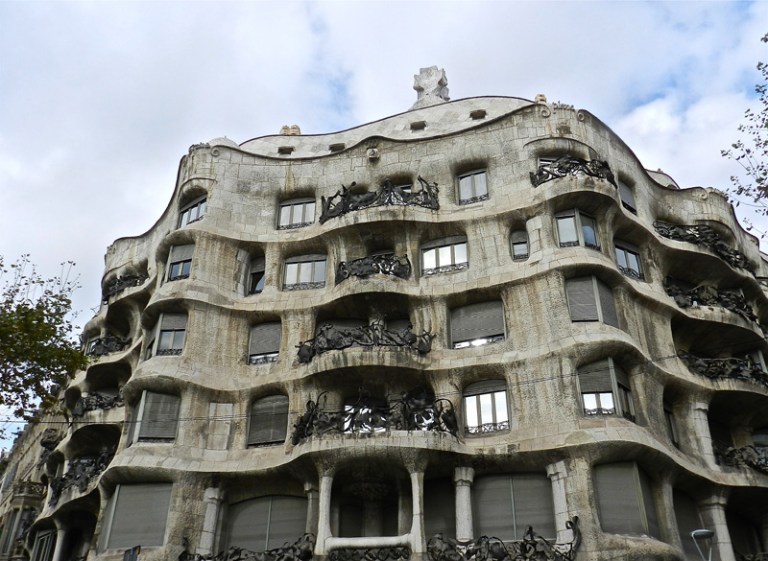 The Genius of Antoni Gaudi (1852-1926) – Adventures in Wonderland