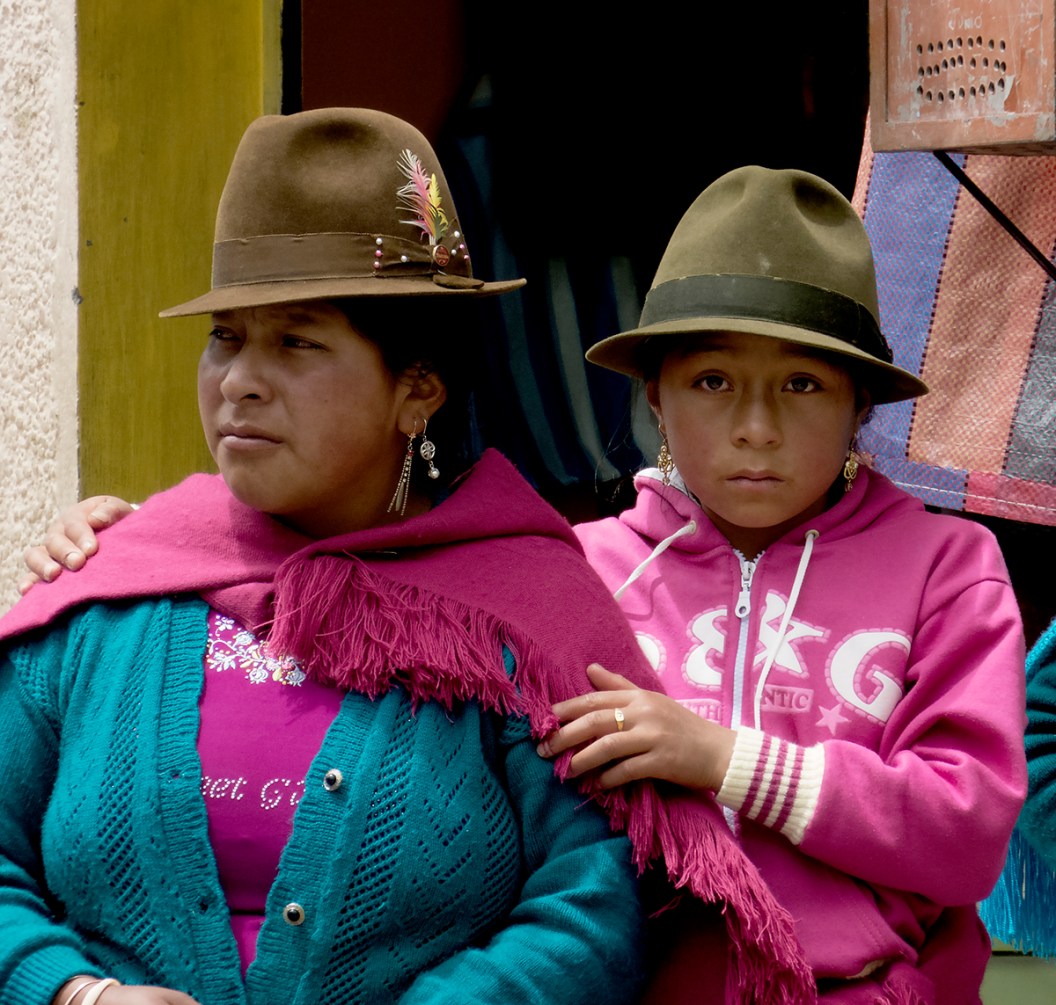 The Cañari of Ecuador, a ‘palace’ and a pig. – Adventures in Wonderland